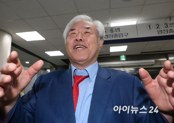 [포토] 법원 출석하는 전광훈