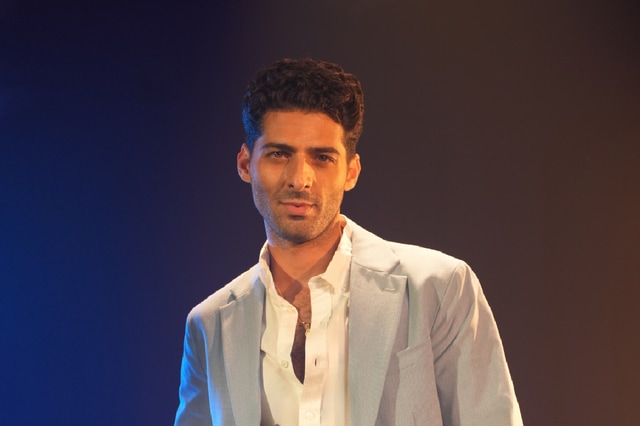 Cuban-American actor Jason Canela is excited to star in 'On Your Feet ...