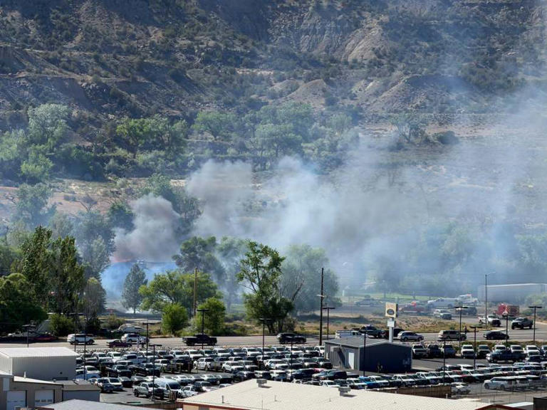 Willow Fire rages in north Rifle as evacuations are issued