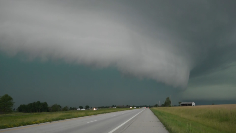 Massive supercell races across Missouri landscape