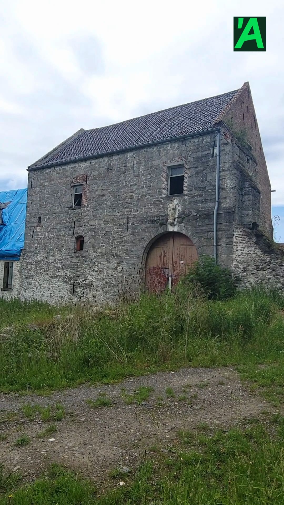 Seize logements dans la ferme de Bourlu à Warchin