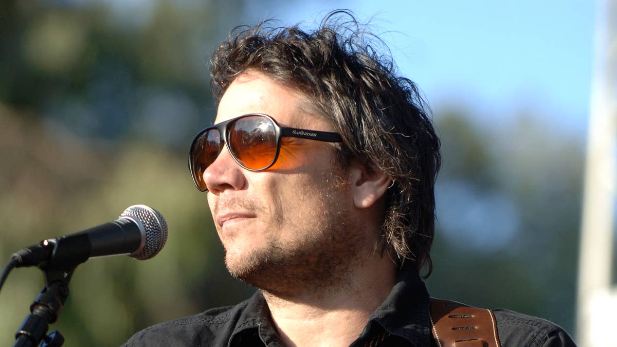 Country rock icon Jeff Tweedy announces fall 2026 solo tour with ...