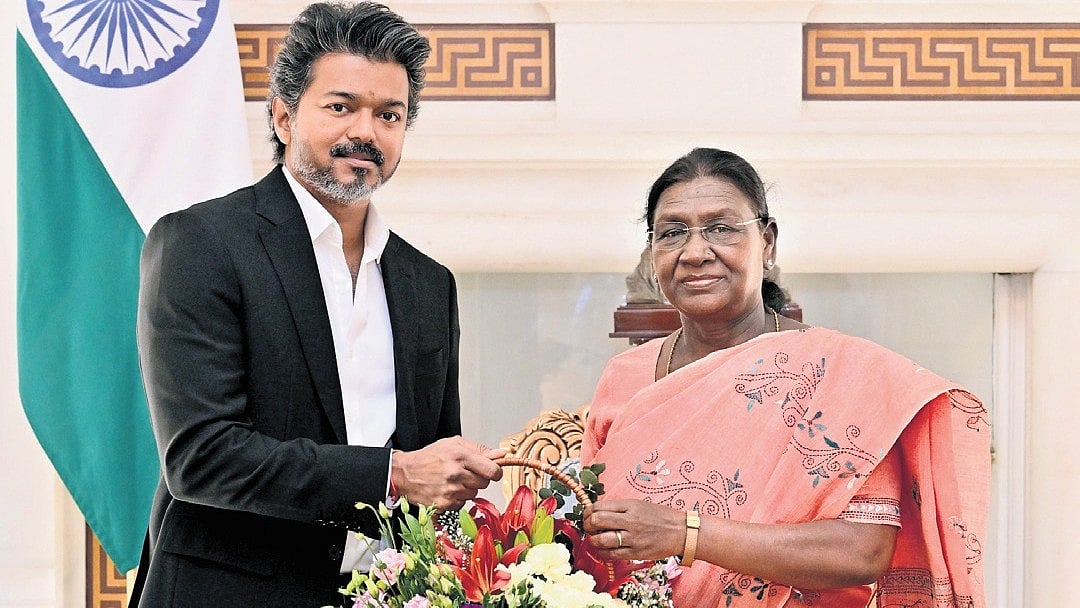 CM Vijay pays courtesy call on President Murmu, V-P Radhakrishnan; to ...