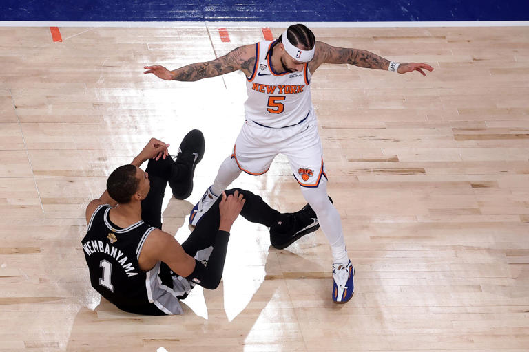 Dave Portnoy left stunned as Jose Alvarado avoids flagrant foul after ...