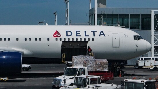 Who is Madison Cupp? Daughter files $2.35M lawsuit against Delta after ...