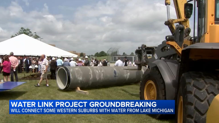 Officials break ground on project to bring Lake Michigan water to some ...