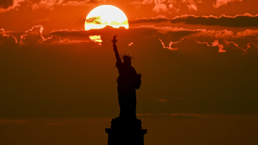 12 historic and iconic images of American life