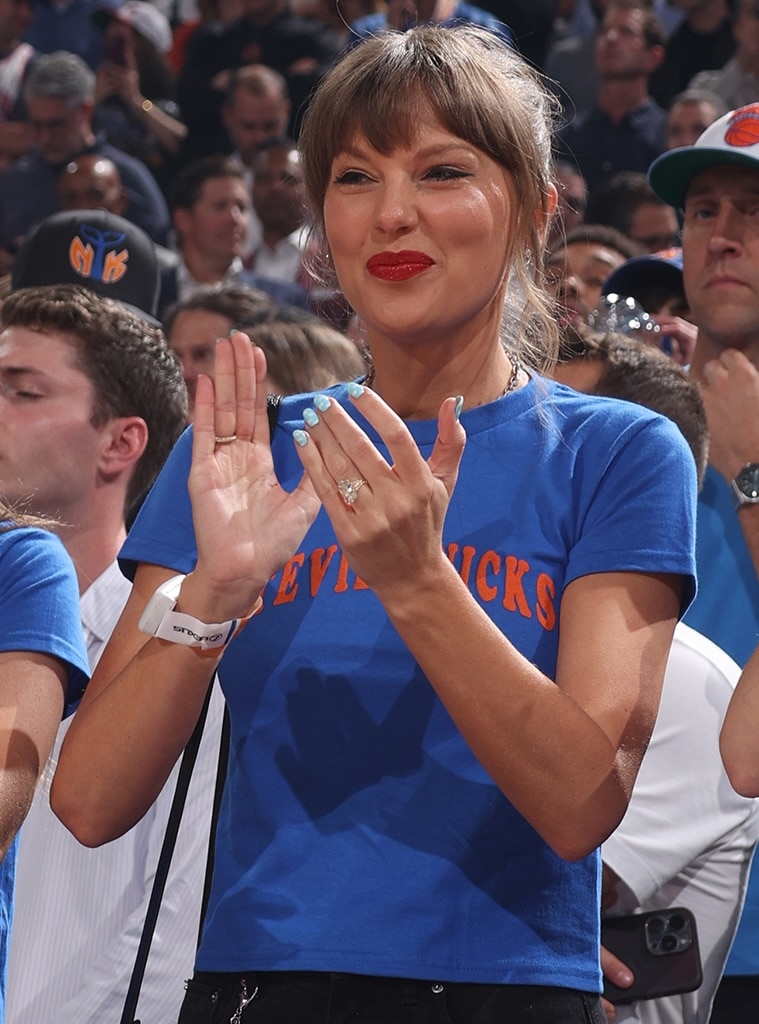 Knicks analyst Monica McNutt reacts after shading Taylor Swift at game