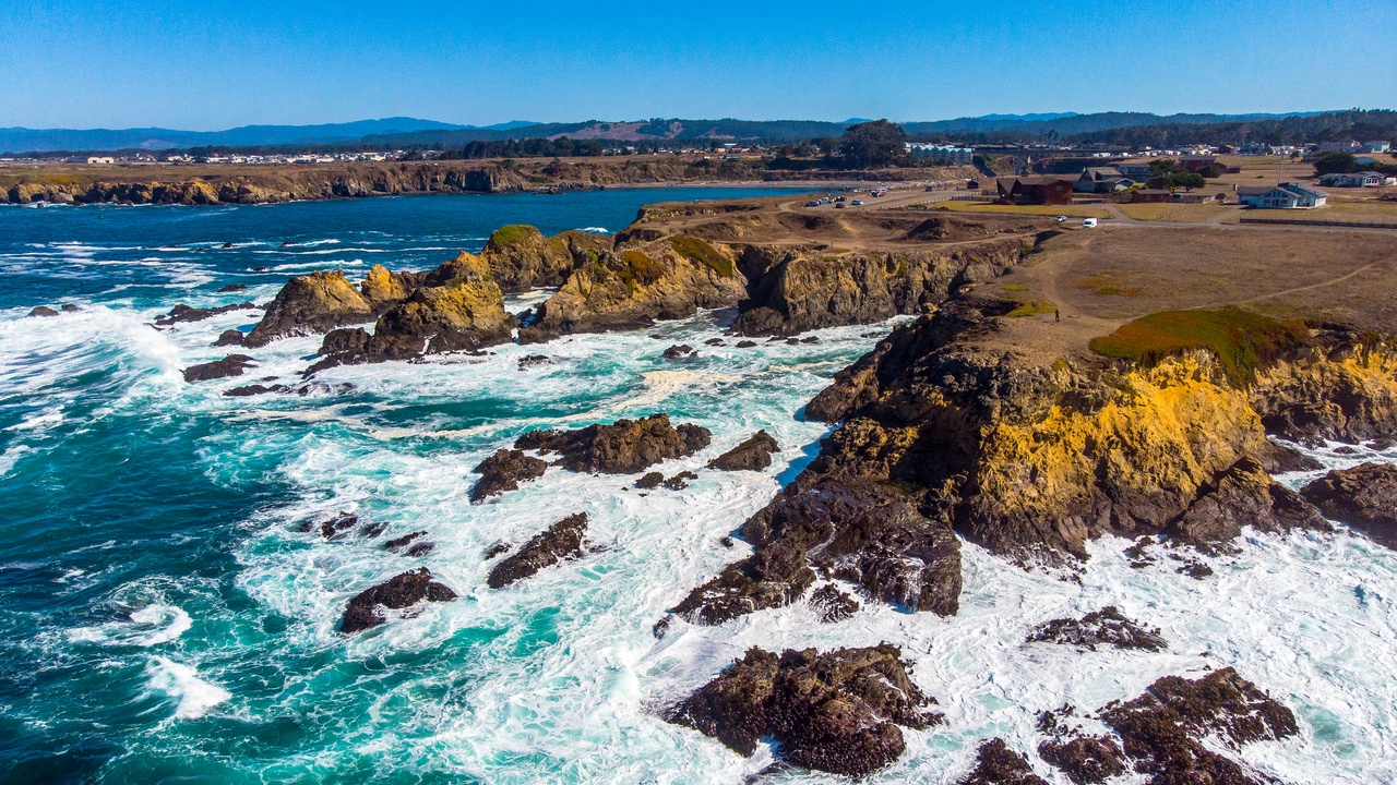 The ocean spent decades polishing Fort Bragg’s trash into something you ...