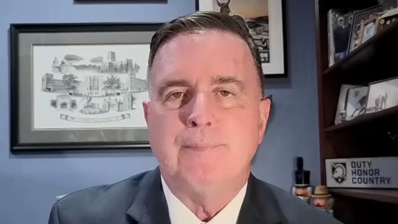 Ret. Army Maj. Mike Lyons on new US strikes against Iran: "It's kind of ...