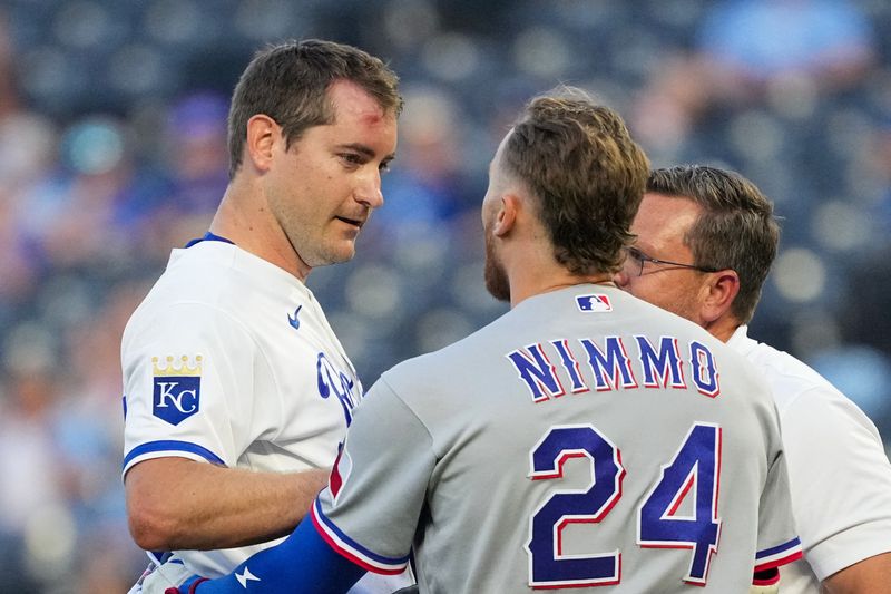 Royals RHP Seth Lugo takes liner off forehead, exits game vs. Rangers