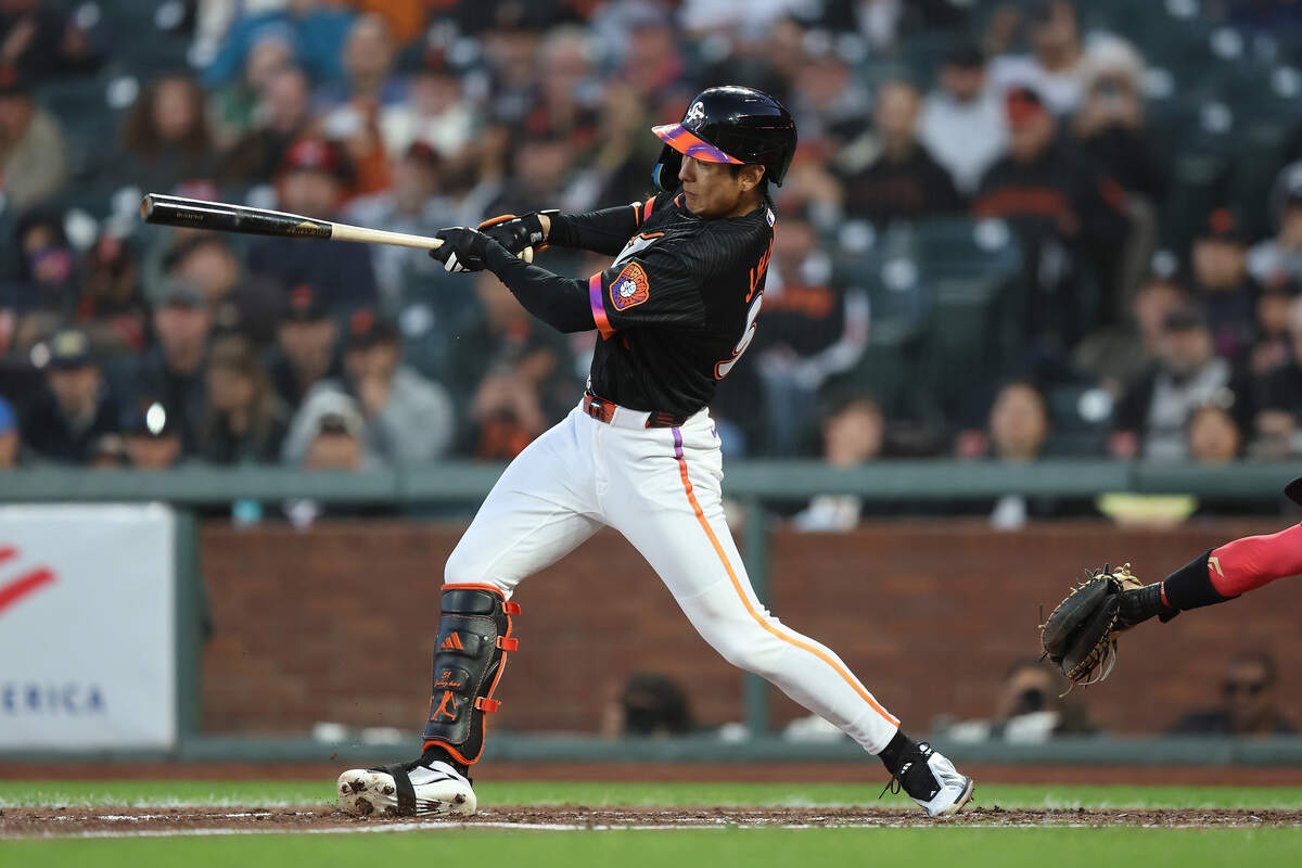 Giants' Jung-Hoo Lee is hitting .500 during 18-game hit streak. How ...