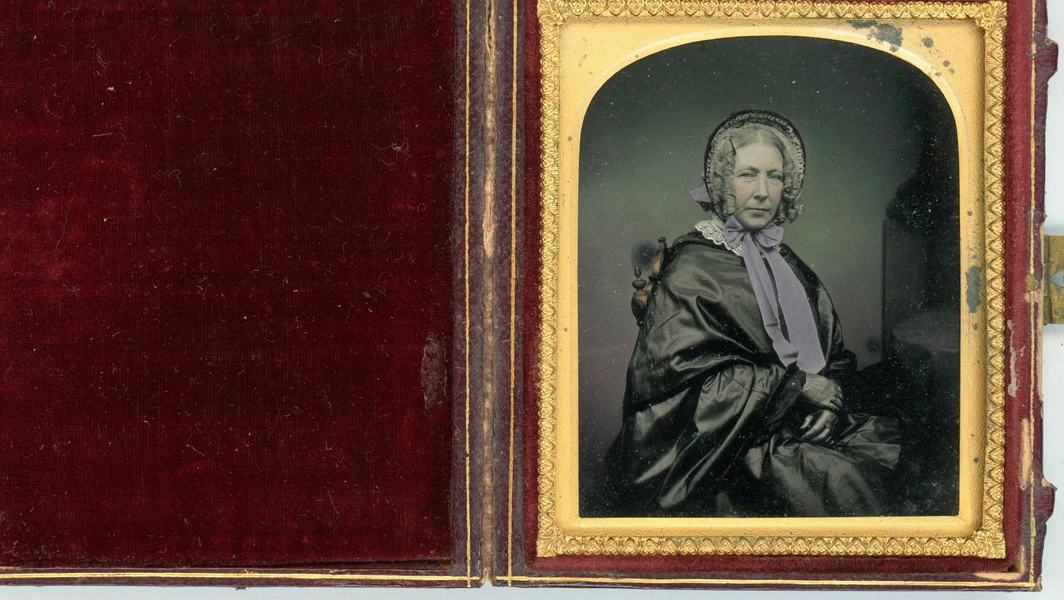 From hand-tinting to modern color photography