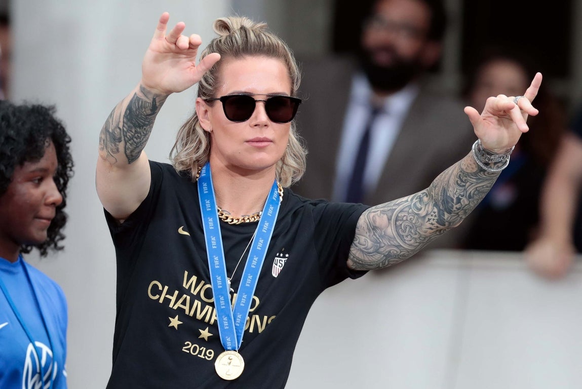 Soccer star Ashlyn Harris is back in the spotlight ahead of new ...