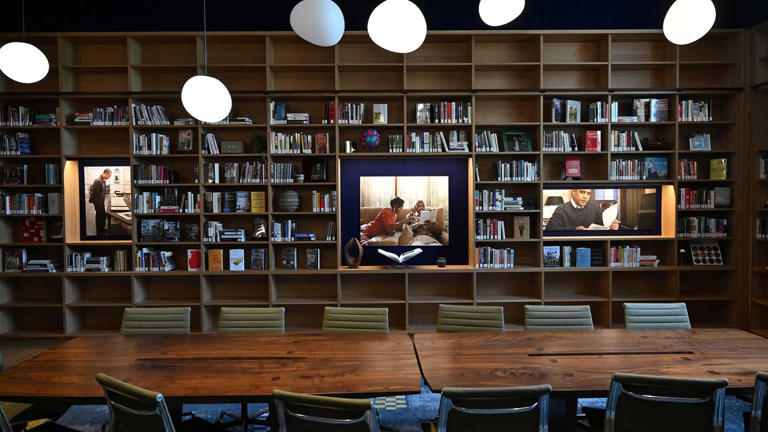 Right-wing pastor triggered by Barack Obama's presidential library