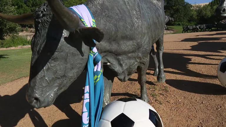 Dallas installs final artwork, decorations for World Cup festivities