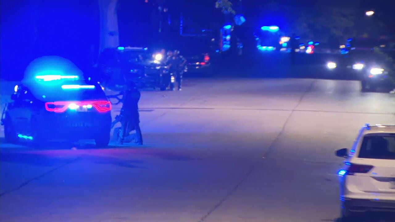 Atlanta neighborhood on lockdown after suspect runs into someone’s home