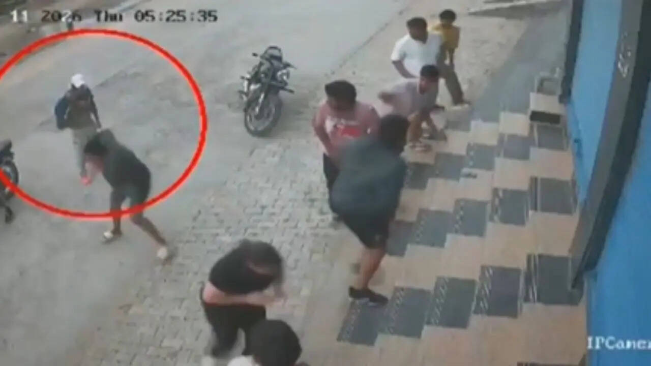 10 bullets, 5 seconds: Gym owner gunned down by bike-borne shooters in ...