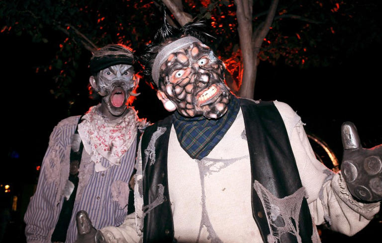 Knott’s Scary Farm announces preview event with first look at new mazes ...