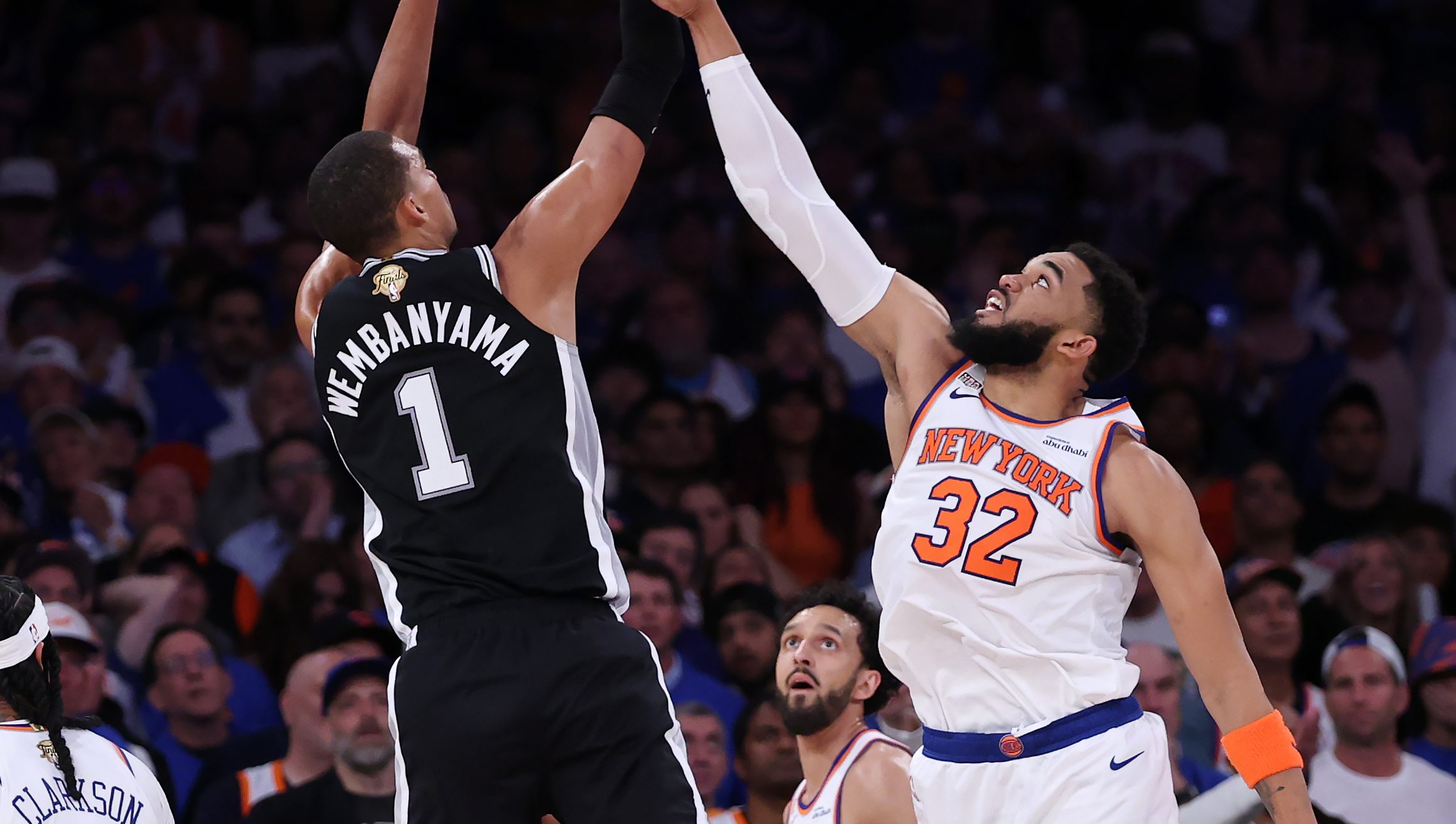 Who won game 4 of the NBA Finals — NY Knicks or San Antonio Spurs?