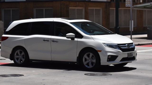 Honda Odyssey recall hit with class action after side airbags allegedly ...