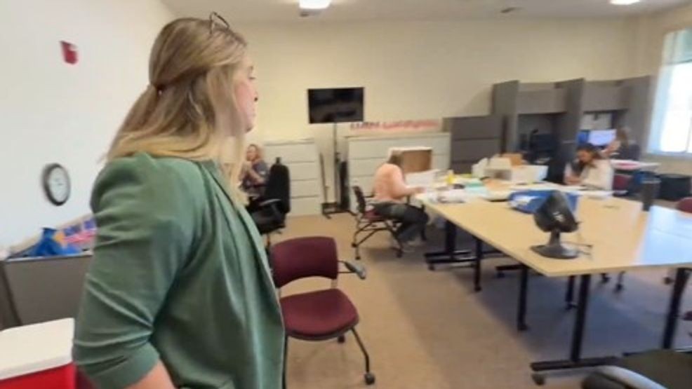 Francescut visits elections office while holding strong lead over Curtis