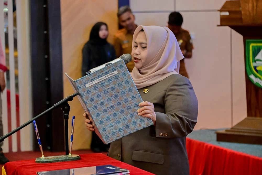 Bupati Bengkalis tegas: Jangan ada titipan dan jual beli kursi saat SPMB