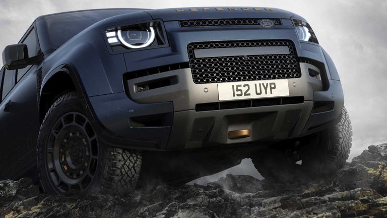 Can a fancy Bronco be a rival to the Land Rover Defender and Mercedes G ...