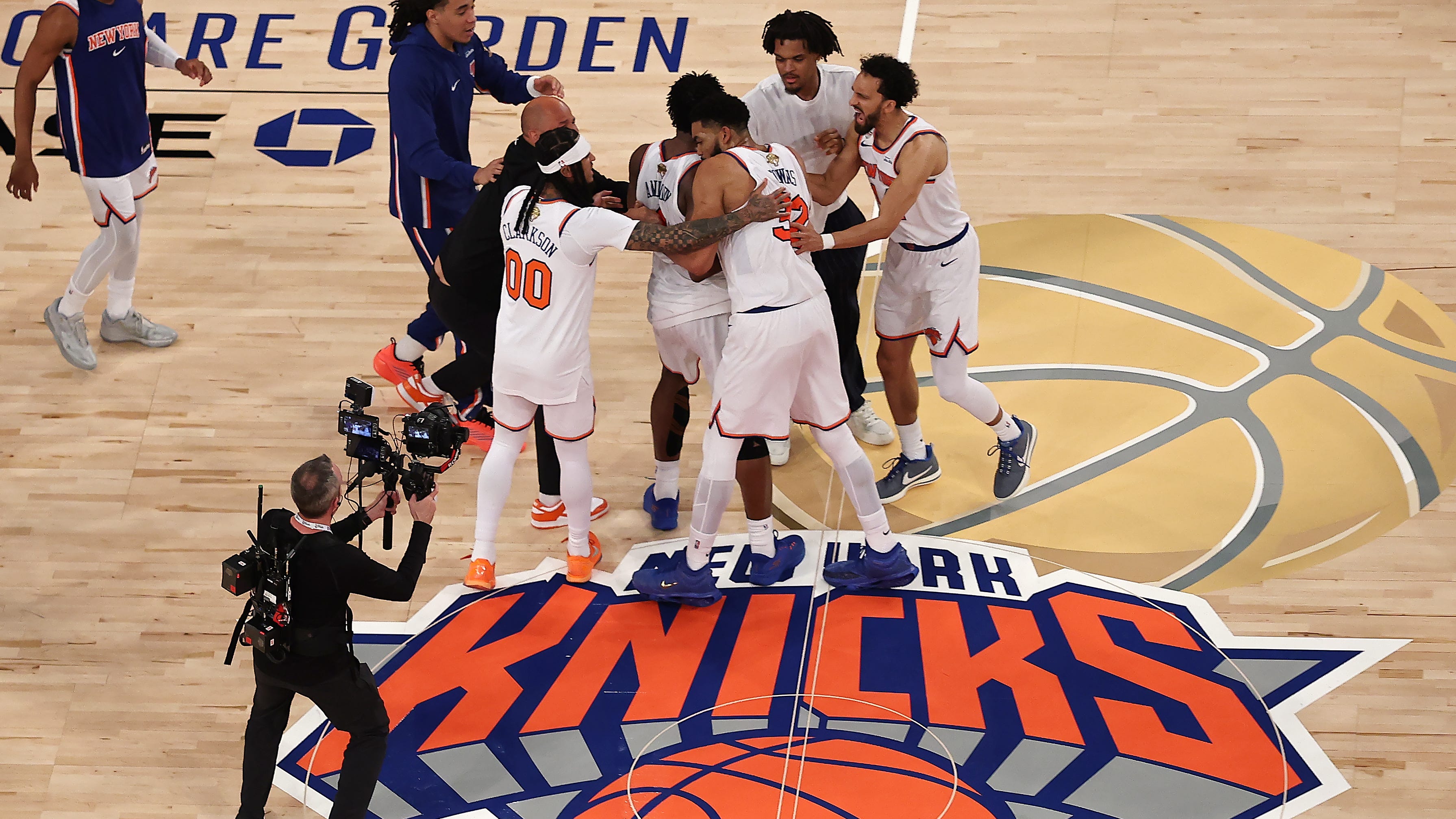 How the Knicks came back to win Game 4 of NBA Finals and make history