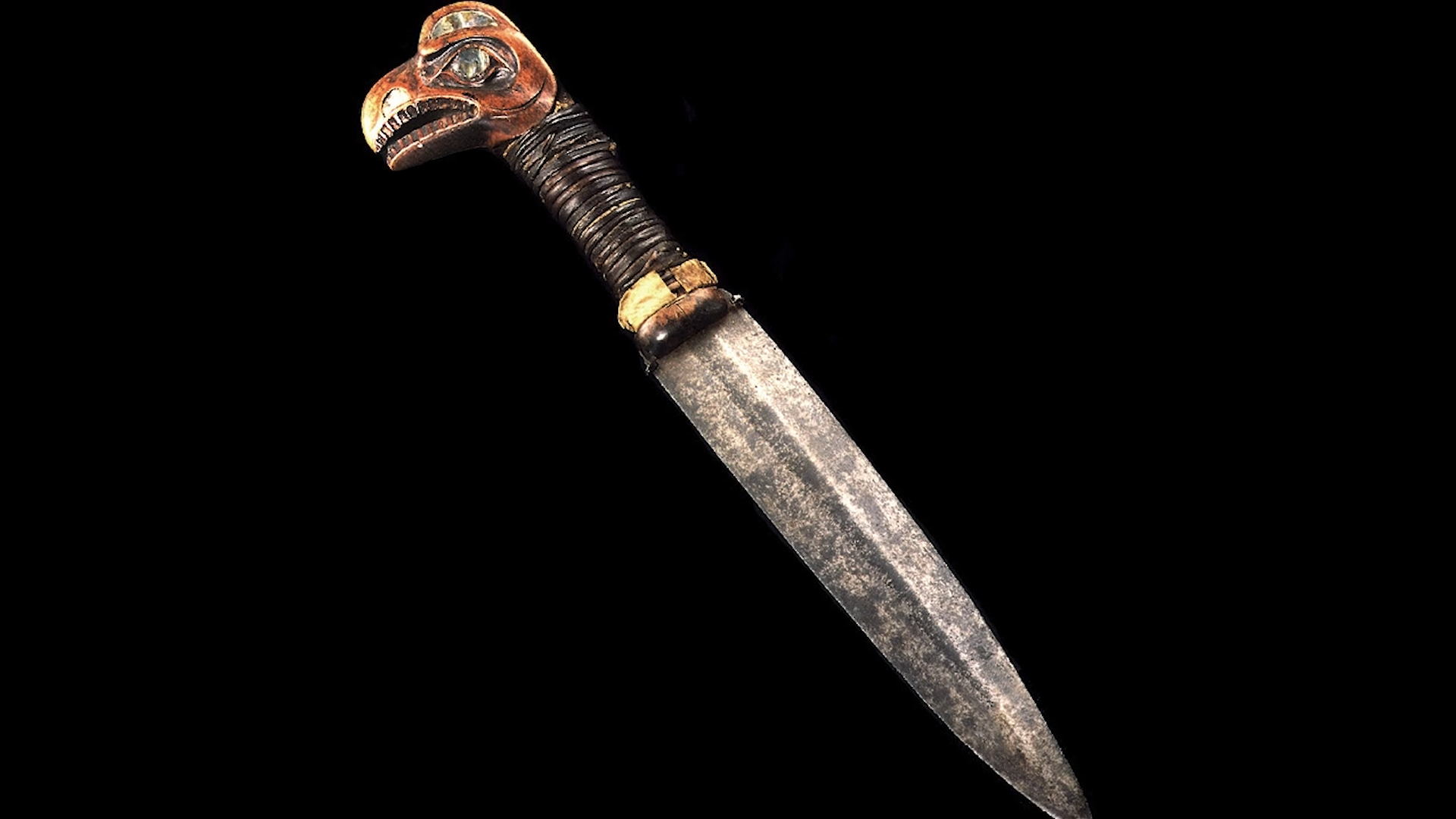 Do you know what weapons Native American warriors used in battle?