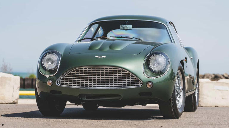 Vestito italiano, cuore inglese: è l'Aston Martin da 13 milioni di euro