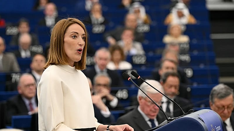 European Parliament tests shorter debates to avoid empty seats