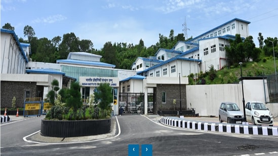 IIT Jammu launches new BTech program 'Unified Engineering' focused on ...