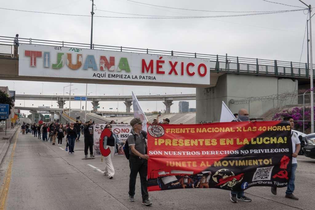 CNTE convoca a nuevo bloqueo de garita “El Chaparral” en Tijuana