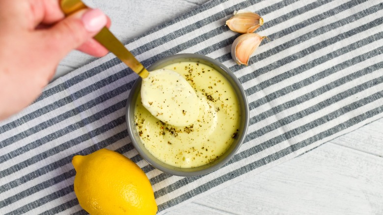 Homemade garlic aioli recipe