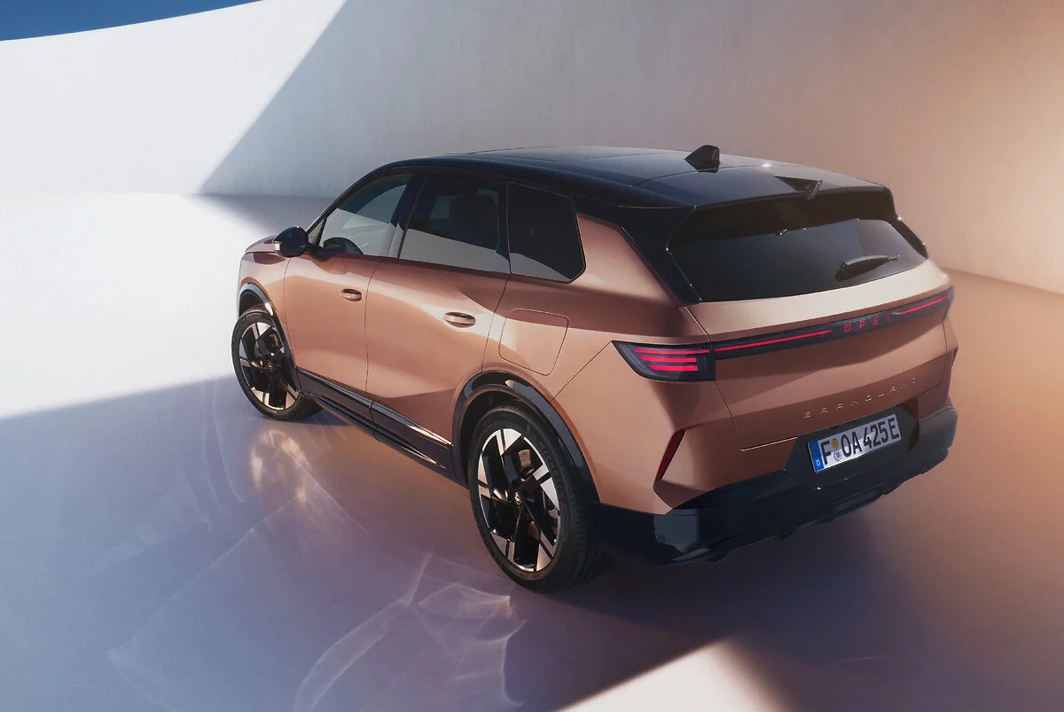 Opel fabricará en Zaragoza su SUV estratégico con Leapmotor: el plan ...