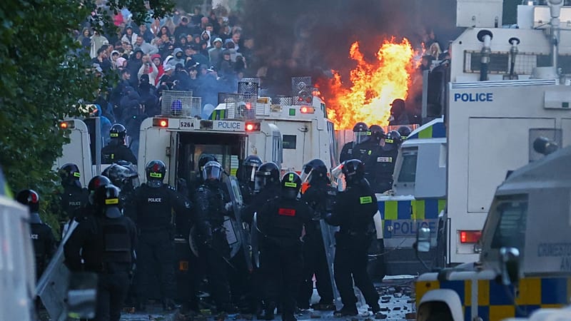 Clashes erupt as police use water cannon near Belfast