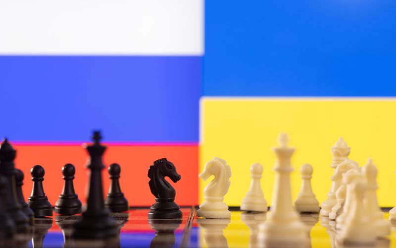 World chess body suspends Russia, once the game's leading power