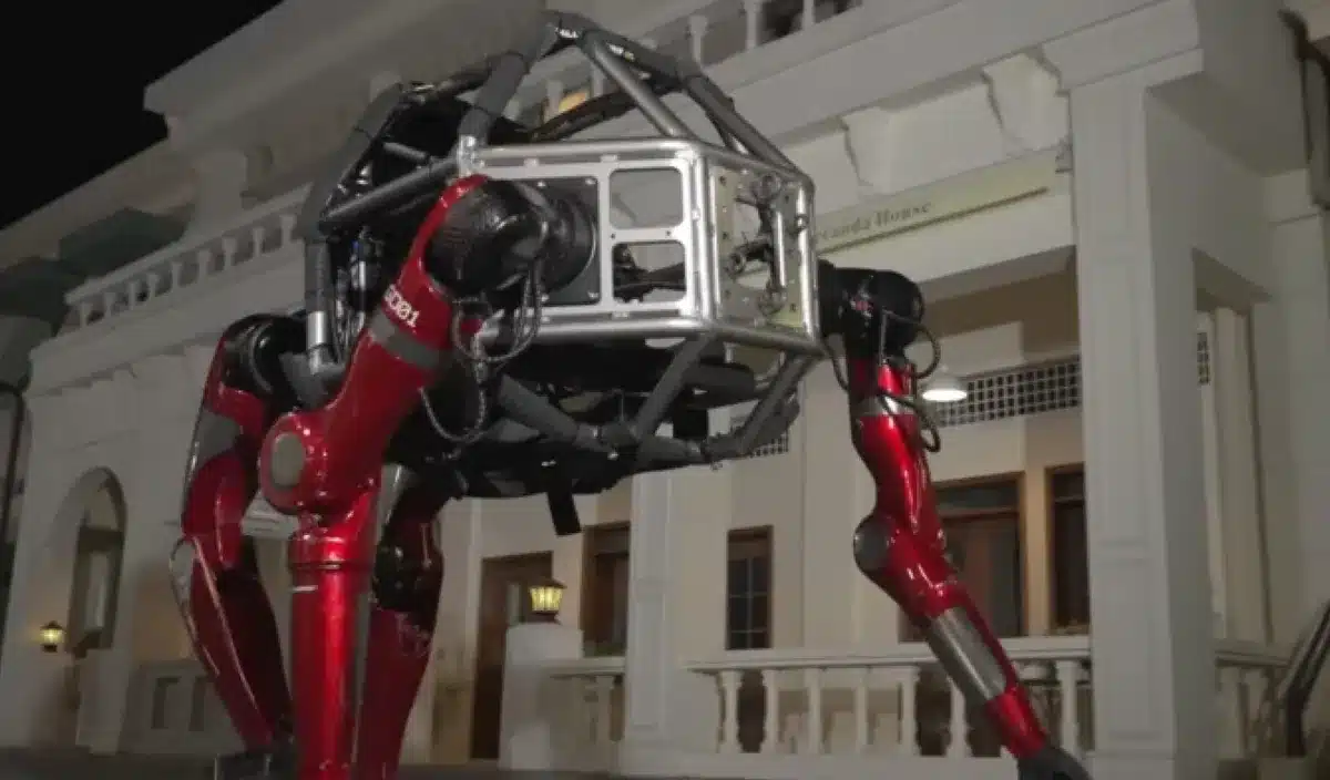 Unitree dévoile une armure robotique de 500 kg à 500 000 € : les ...