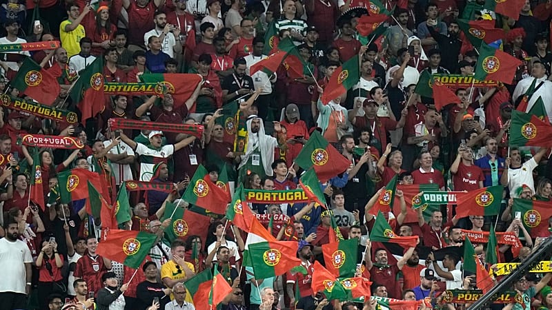 Stickers, shirts and beer: 2026 World Cup could earn Portugal up to € ...