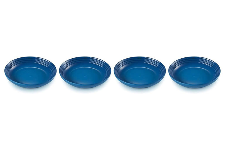 Le Creuset makes more than Dutch ovens — these colorful mugs, grill ...