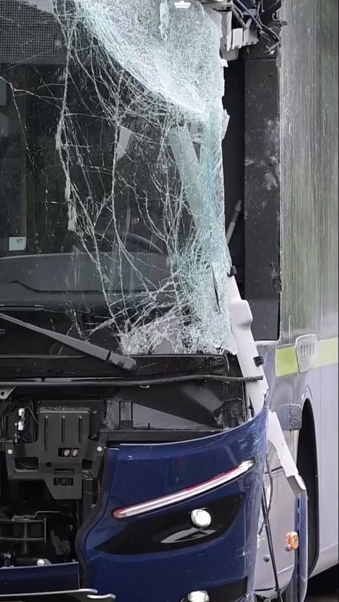 Tödlicher Schulbus-Unfall – Ermittler suchen nach der Ursache