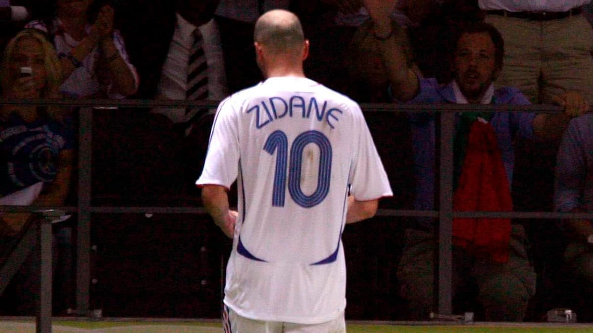 Zidane steals the show for good and bad as Italy triumph - the story of ...