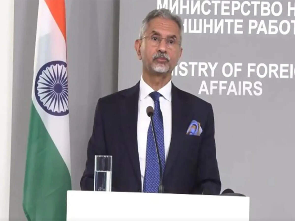 'Not an era of war': EAM Jaishankar calls for dialogue & diplomacy as ...