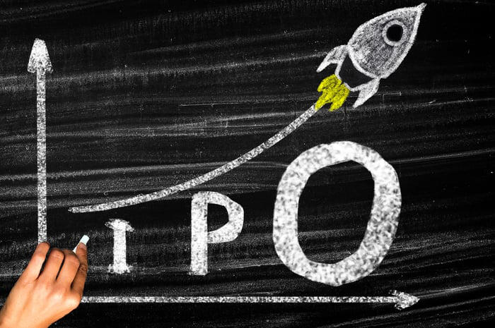 SpaceX goes public at $135 a share. Is it a buy at that price?
