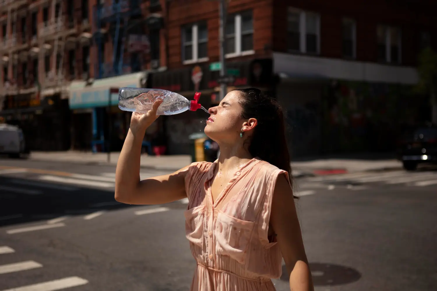 AEMET alerta de la primera ola de calor de junio 2026 con picos de 40 ...