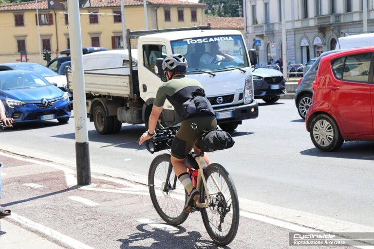 Perché chi attraversa sulle strisce chiede ancora scusa? Abitudini e ...
