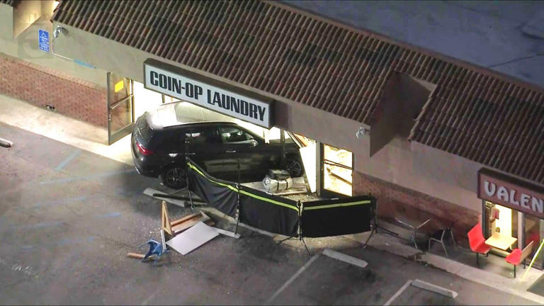 1 killed after SUV driver crashes into laundromat in Manhattan Beach