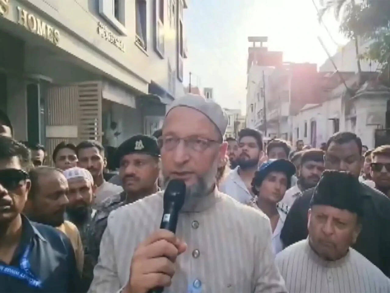 AIMIM chief Asaduddin Owaisi questions ECI over 'logical discrepancy ...