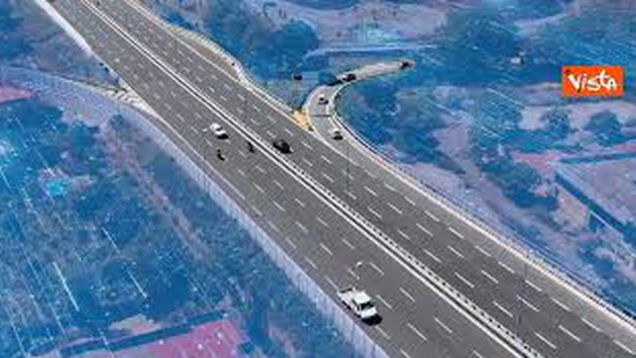 Ecco la prima smart road d'Italia, la tangenziale di Napoli